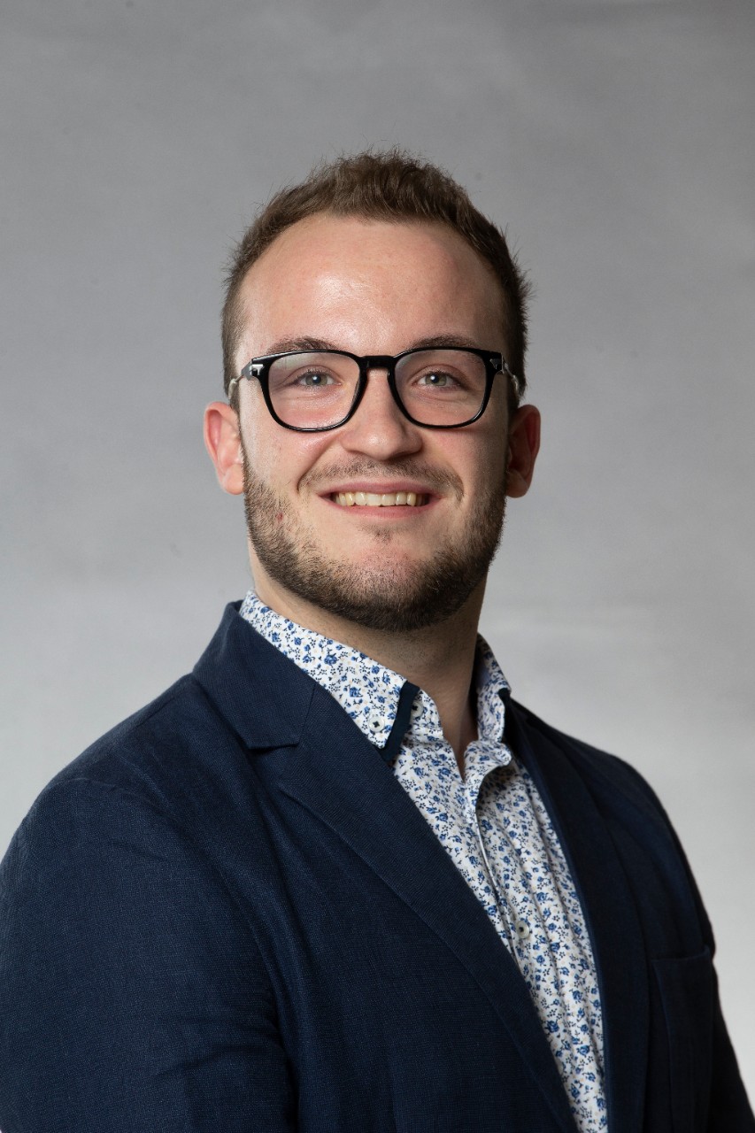 Awards & Scholarships - Campus Life | University of Cincinnati