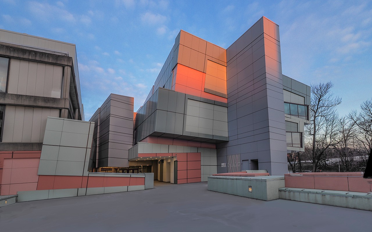 UC Bookstores - Campus Life | University Of Cincinnati