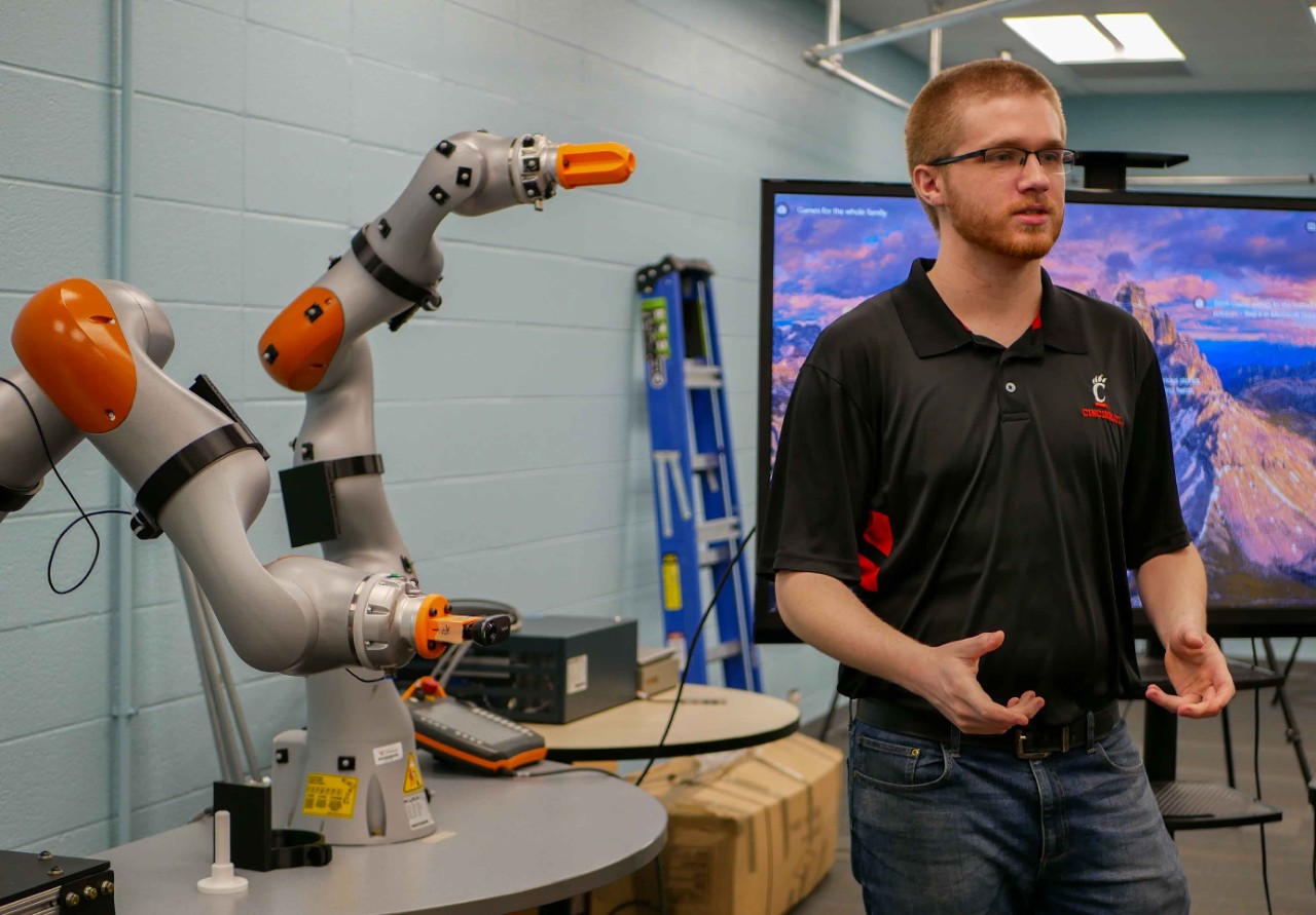 UC student builds face-tracking robot | University of Cincinnati