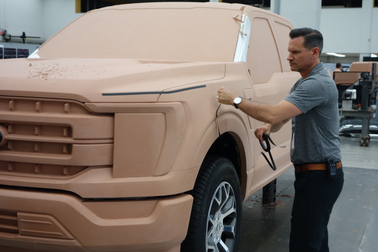 daap-grads-shape-ford | University of Cincinnati