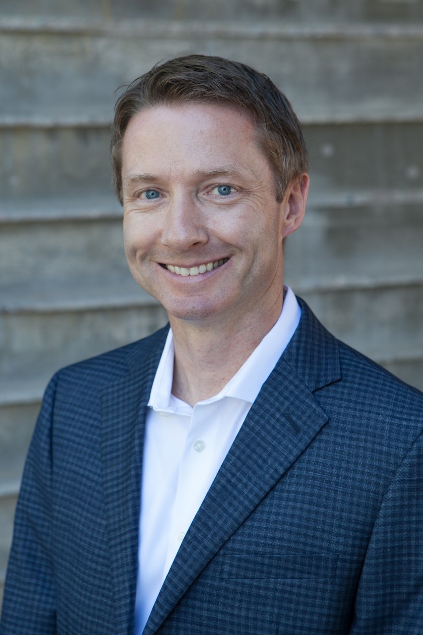 Intel exec shares how co-op at UC helped his career | University of ...