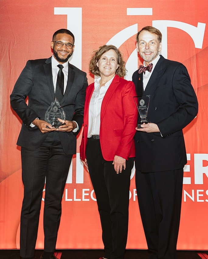 2023 Cincinnati Business Achievement Awards recognize business ...