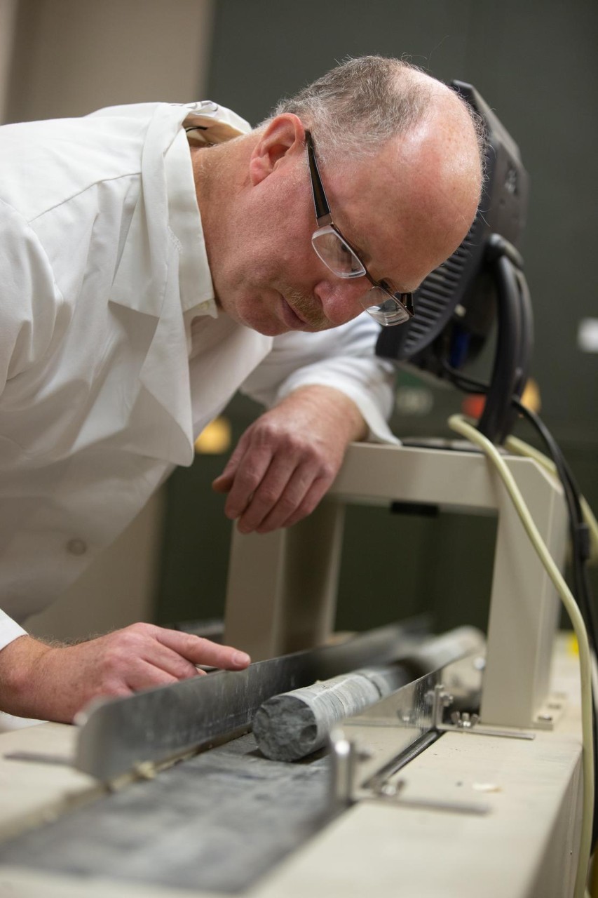 Geology experts find evidence of dual mass extinctions 260 million ...