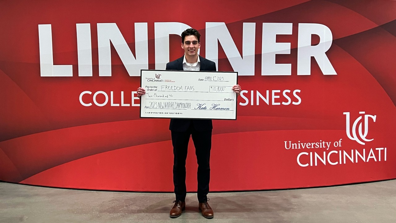 Student entrepreneurs display innovation, ambition at pitch ...