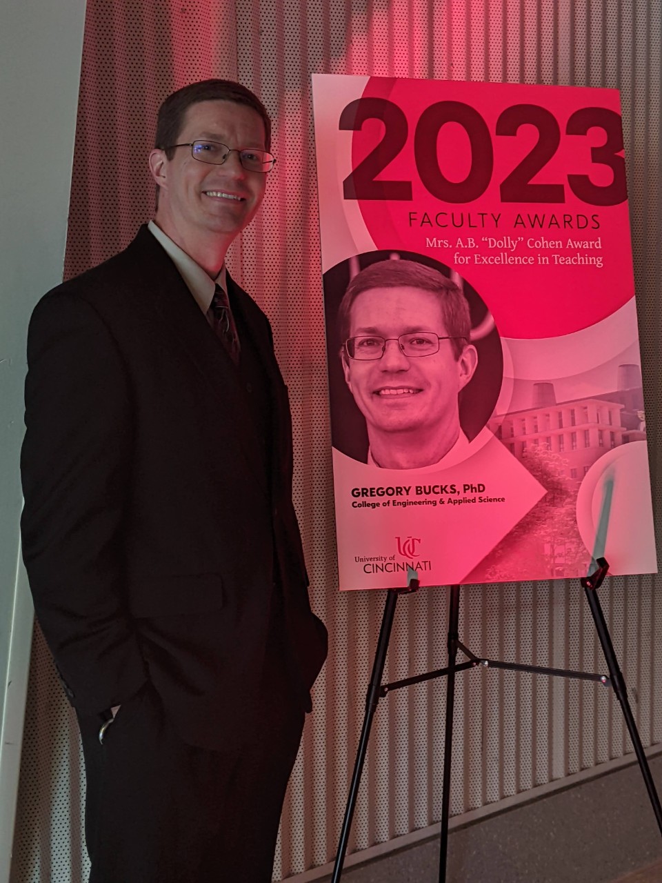 UC engineering professor honored for excellence in teaching ...