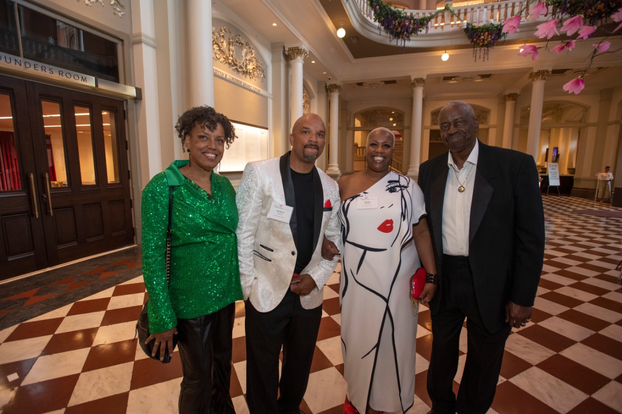 OIP at Cincinnati Law celebrates its 20th anniversary with John Grisham ...