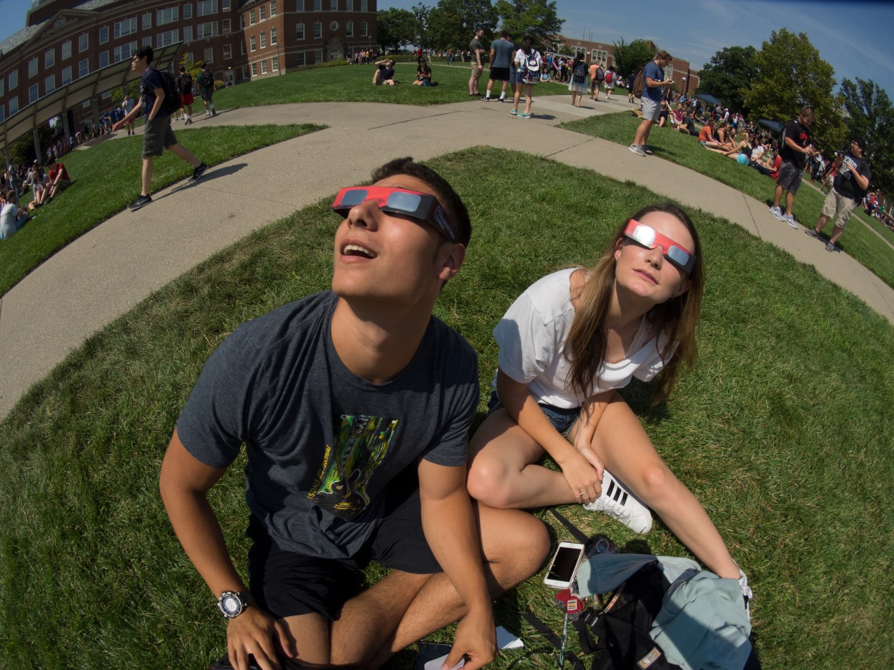 UC experts share tips on how to watch the solar eclipse on April 8 | University of Cincinnati