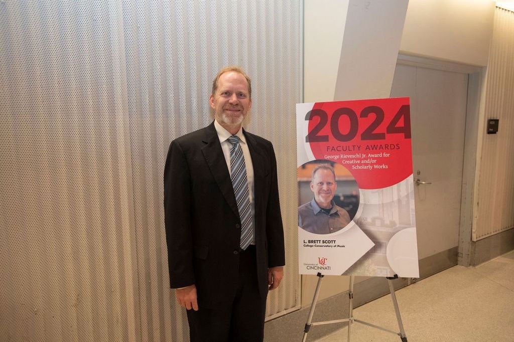 CCM Professor Brett Scott wins George Rieveschl Jr. Award | University ...