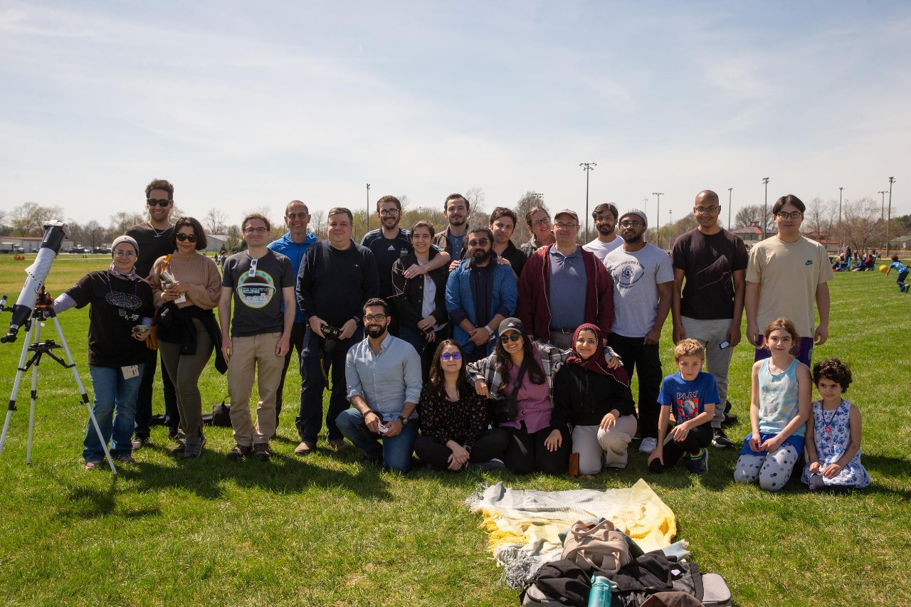UC physics students and faculty witness eclipse in path of totality ...