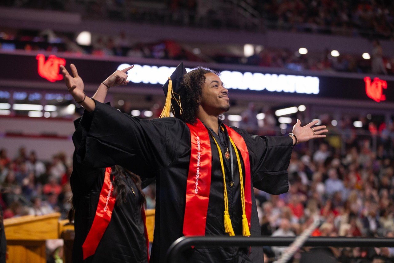 UC recognizes its largest graduating class in history in three days of ...