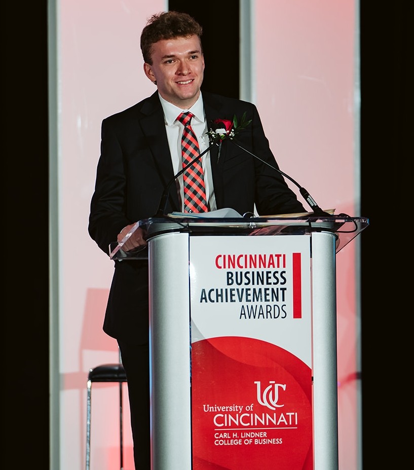 Lindner alumnus Xander Wells named Mr. Bearcat | University of Cincinnati