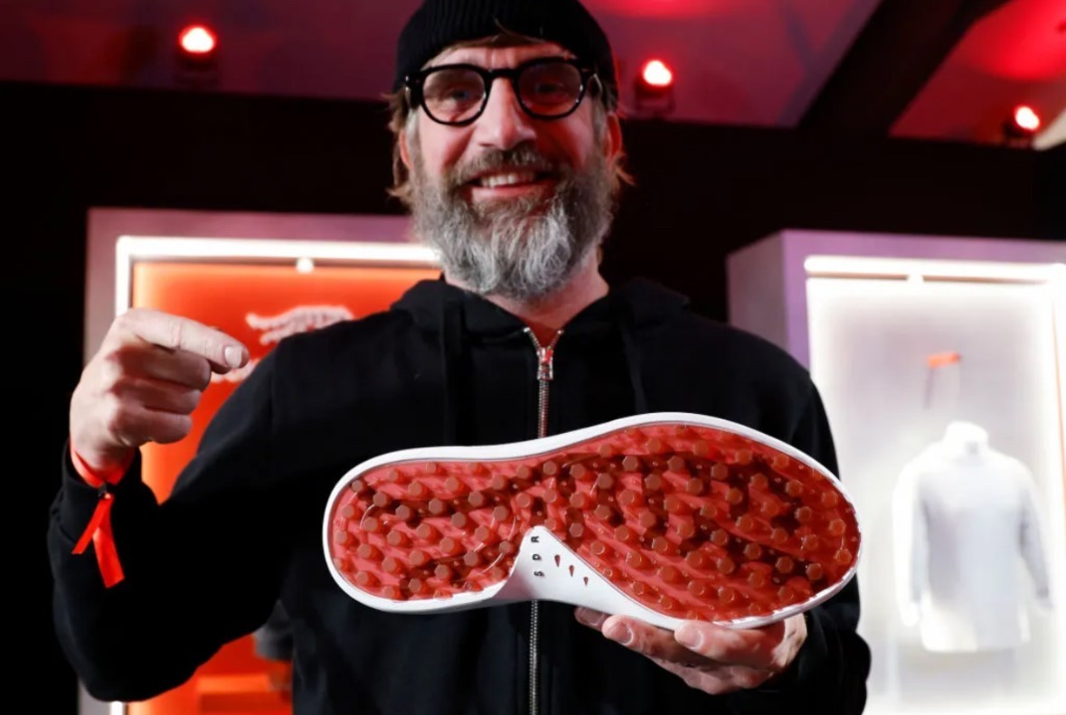 UC Bearcat alums become Tiger Wood's footwear designers | University of ...