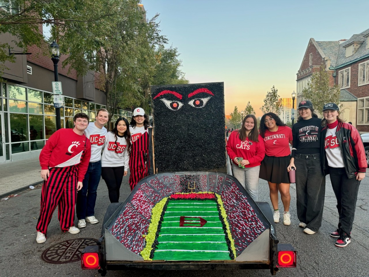 UC Homecoming, BLINK make for electric weekend in Cincinnati ...