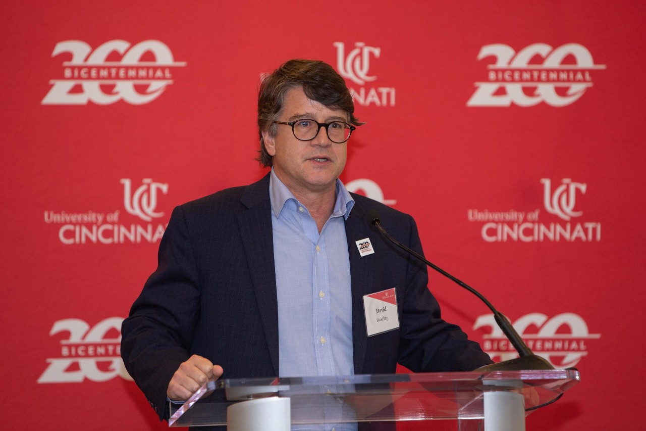 UC historian talks to WVXU about walkable cities | University of Cincinnati