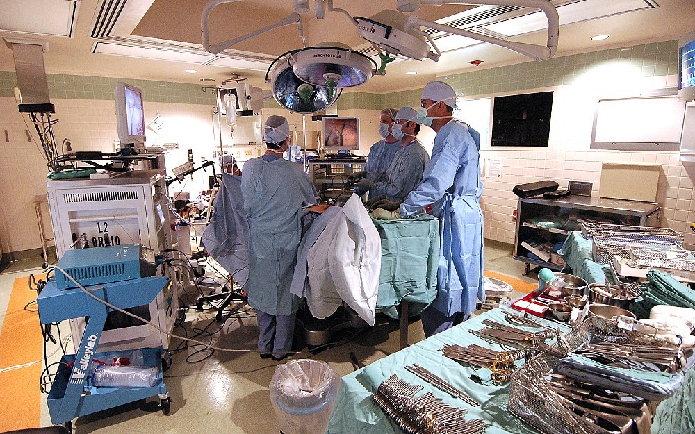 UC Surgeons Perform Tristate s First Rectal Microsurgery | University Of Cincinnati